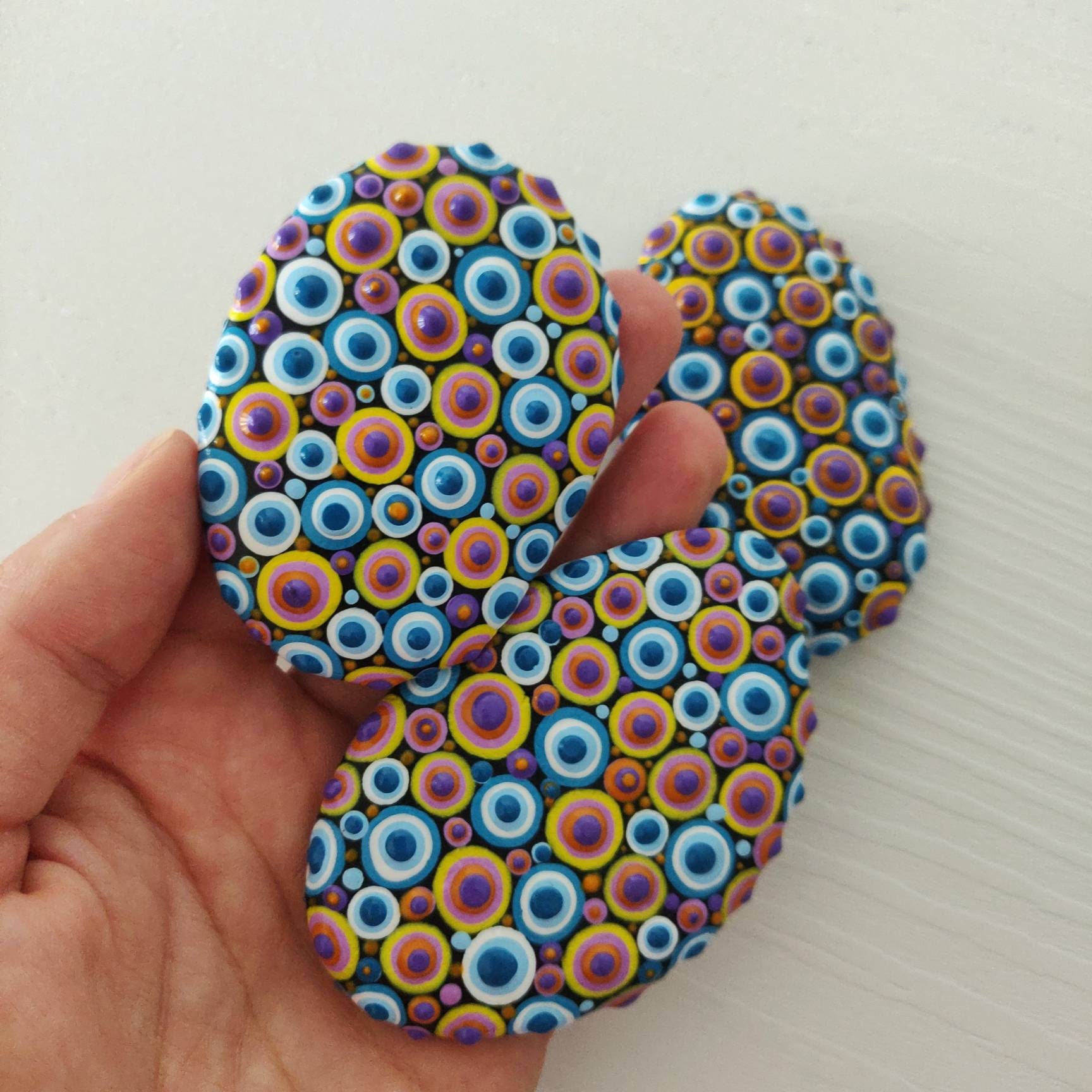Set of 3 Polka Dot Stones Dotart Painted Rock Decorations - Etsy