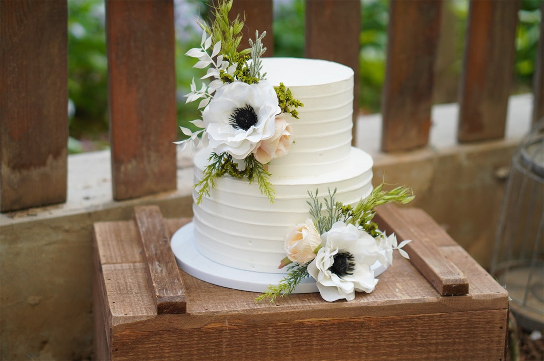 Handmade White Lotus Cake Topper: Two Tier Wedding Cake Decoration - Etsy