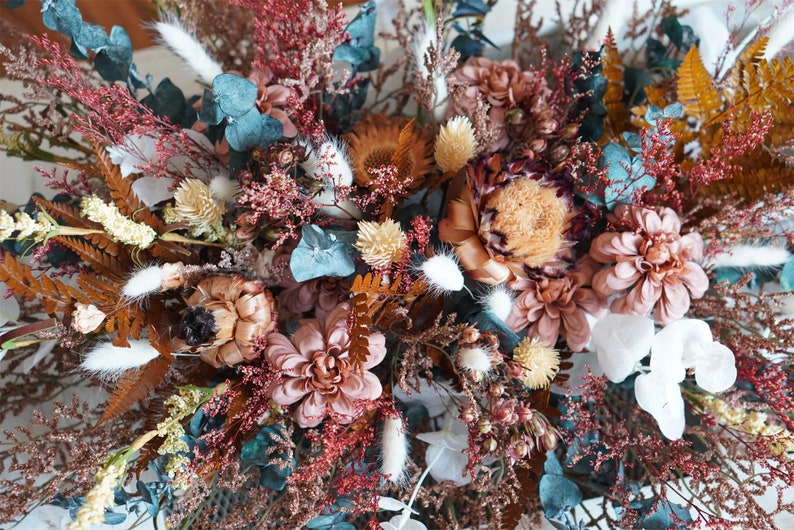 Handmade Dried Flower Arch Swag: Wedding Centerpiece (70cm X 40cm) - Etsy