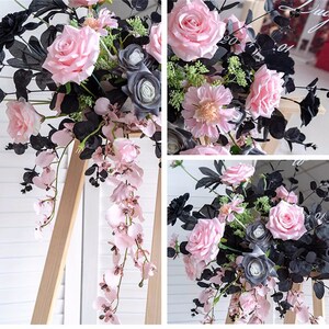 Wedding Welcome Floral Arrangement, Rose Garlands, Wedding Arch ...