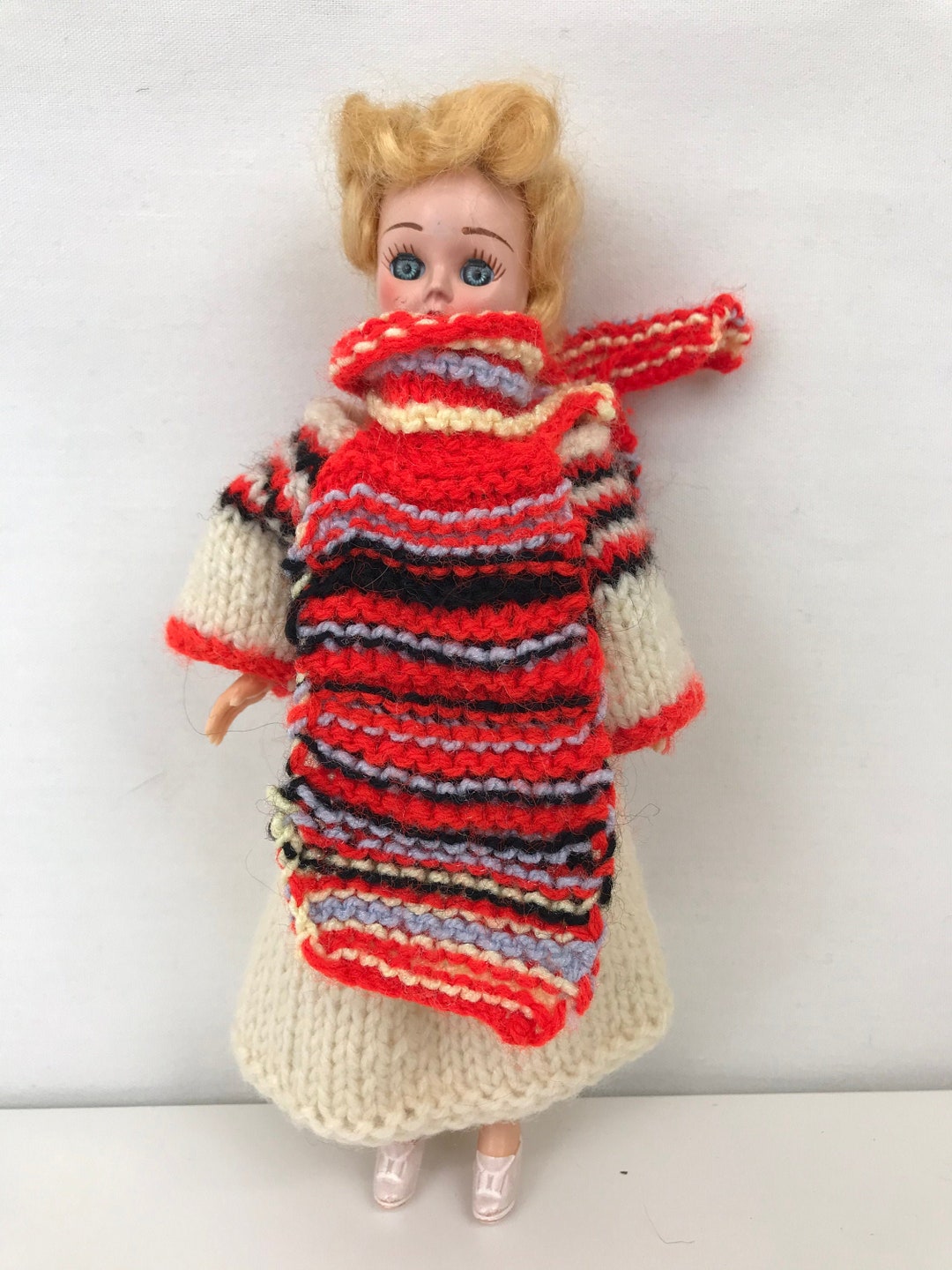 Kleid Me Puppe Woolworth Woolco Hartplastik Blond Gummiband Arme 8