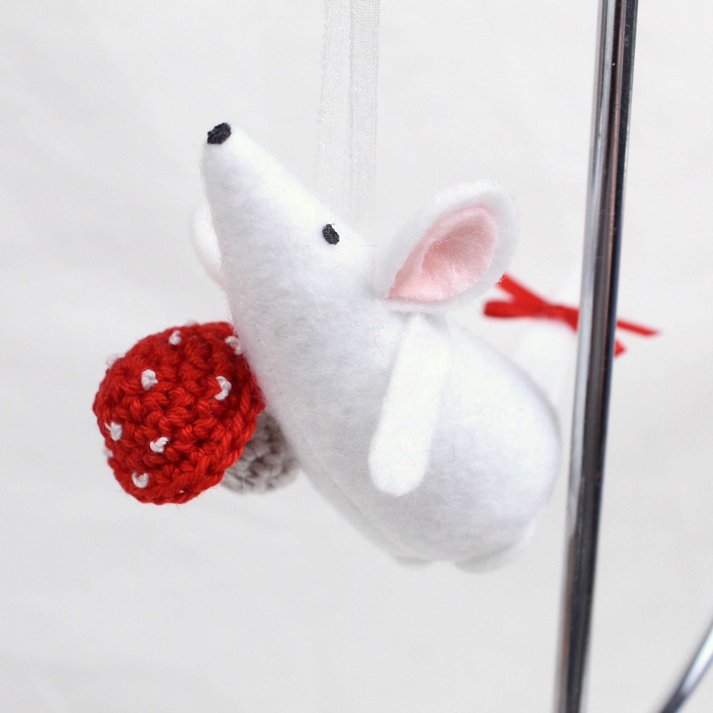 Toadstool Mouse - Etsy