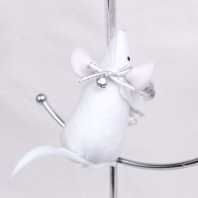 Winter Toadstool Mouse - Etsy
