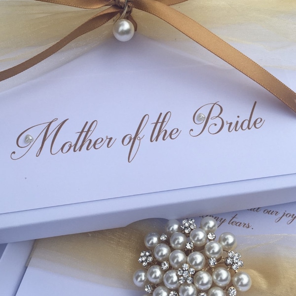 Bride to Be Brooch - Etsy