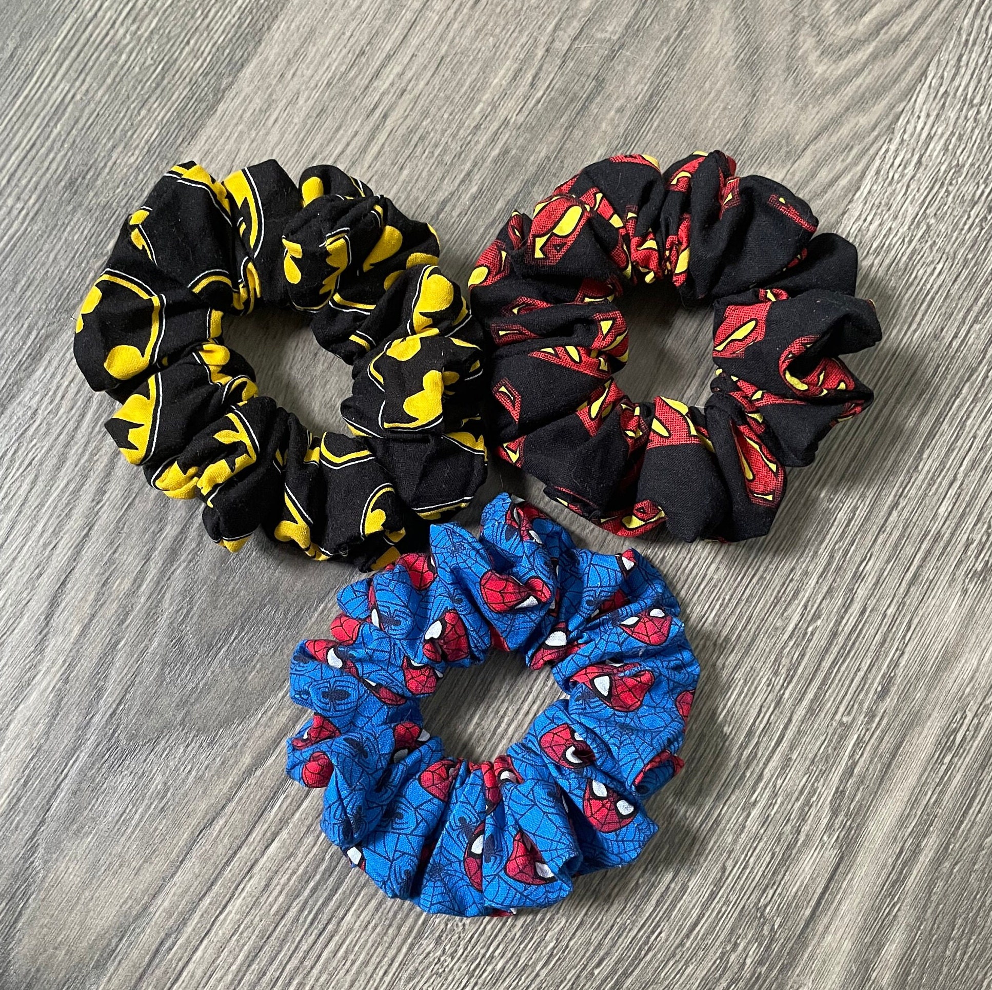 Superman Scrunchie Dc Superman Clark Kent Symbol Scrunchie - Etsy