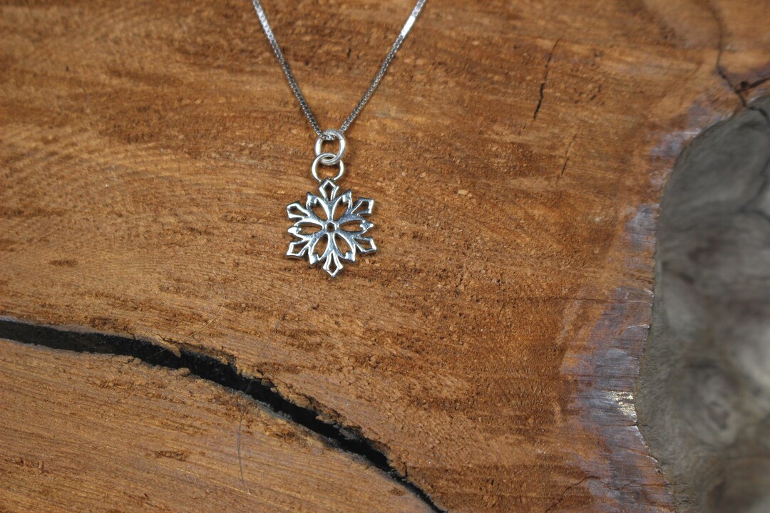Sterling Silver~snowflake~necklace~norwegian~rosemaling~frost ...