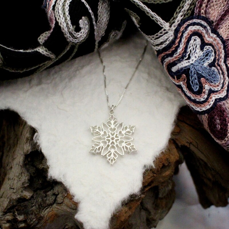Snowflake Necklace - Etsy