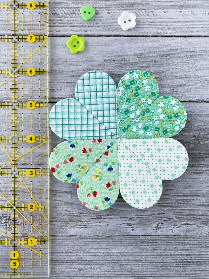 SMALL Lucky Charm Clover English Paper Piecing Paper - Etsy
