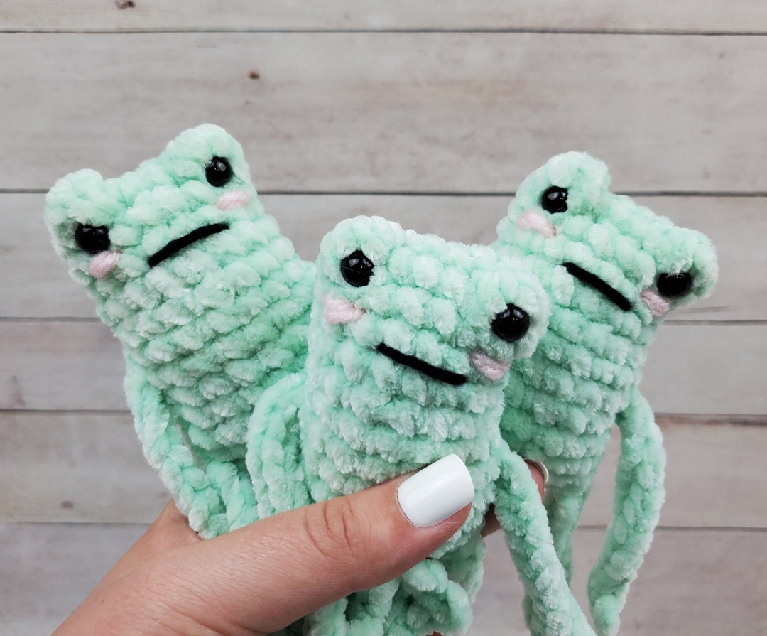 Small Crochet Frog, Small Crochet Plushie, Small Leggy Frogs Plushie - Etsy