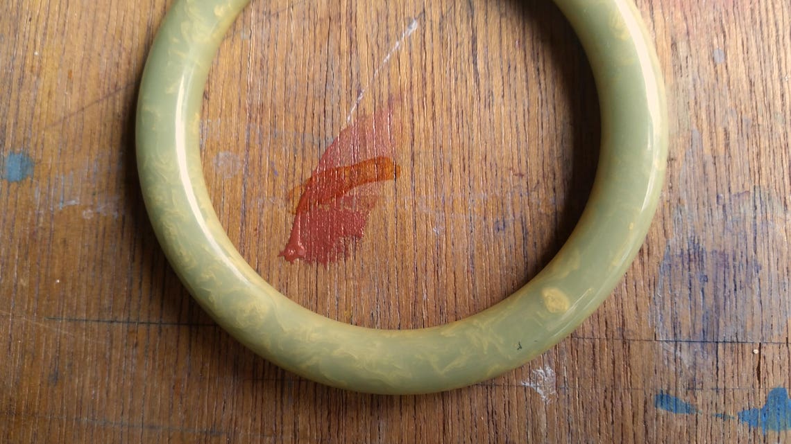 Vintage Avon Color Go Round Bakelite Bangle Bracelet Pale Avocado Green With Yellow Marble Tube ...