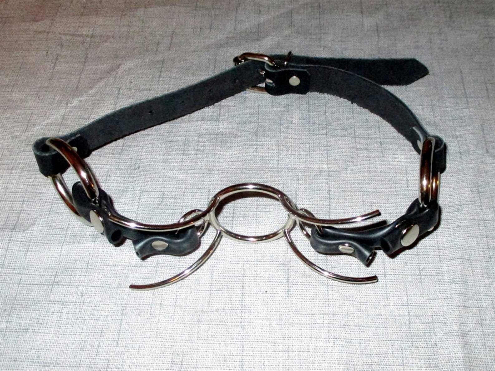 Spider Ring Gag | Etsy