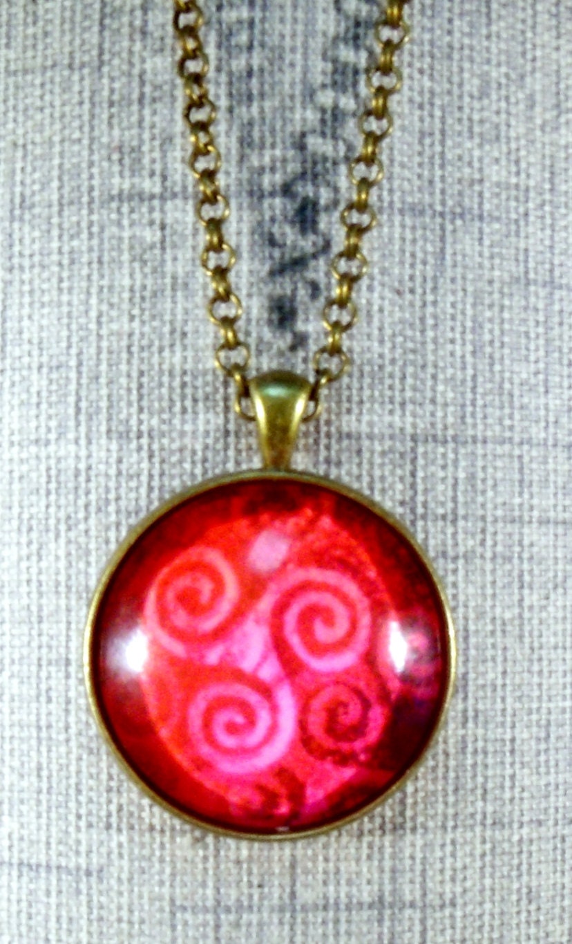 Red Triskelion Round Pendant Necklace | Etsy