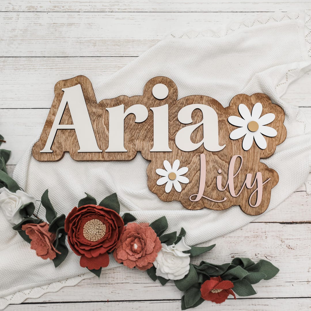 Daisy Baby Name Sign, Personalized Newborn Name Sign, Floral Daisy ...