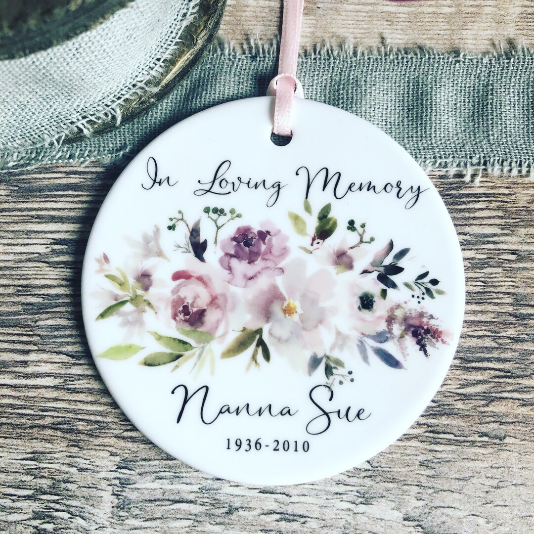 Personalised Memorial in Loving Memory Keepsake Floral Decoration Round ...
