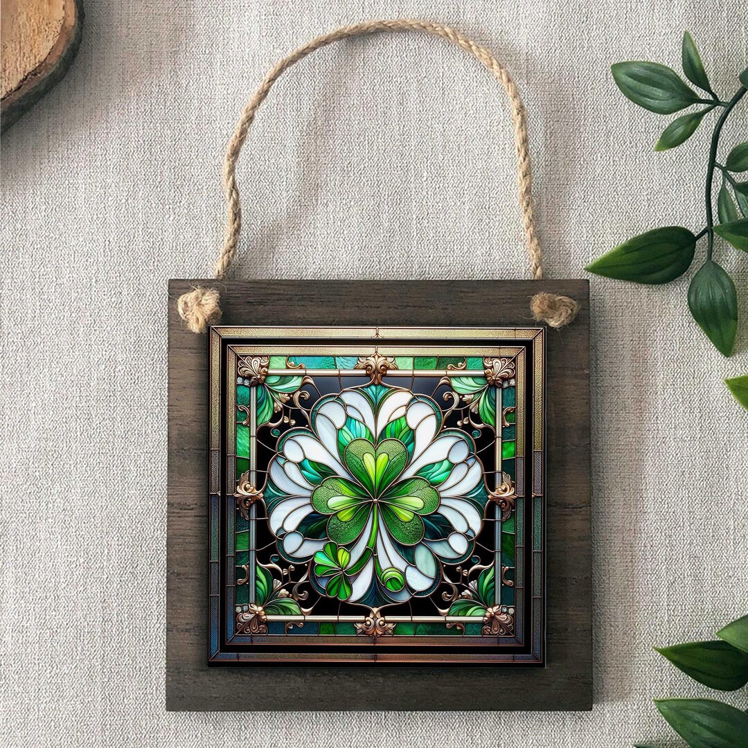 Irish Shamrock Wood Sign - St. Patrick's Day Celtic Door Hanger - Etsy