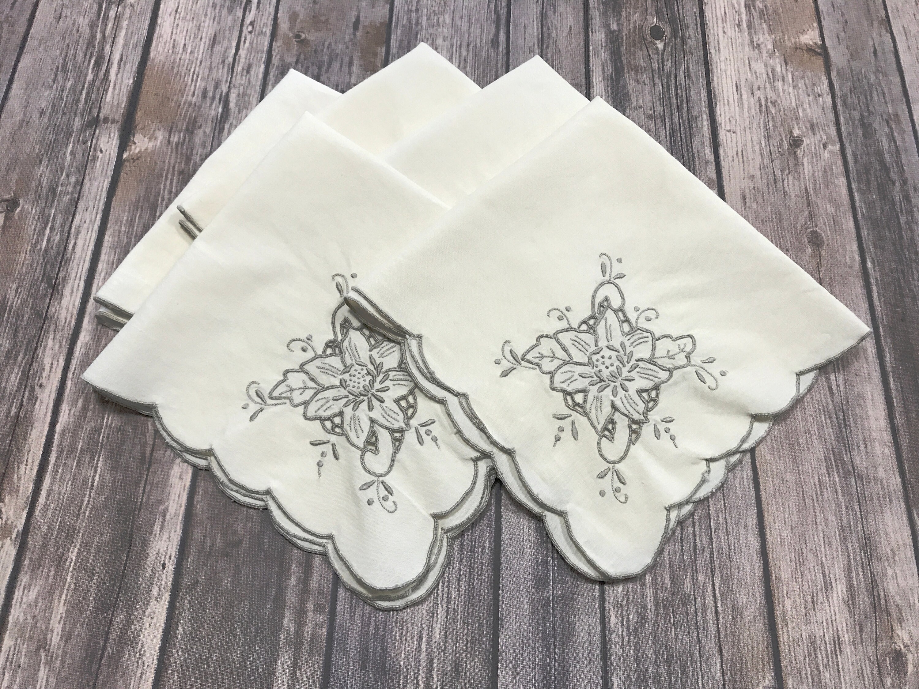 Set of 5 Vintage Dinner Napkins Embroidered Cutwork Napkin - Etsy