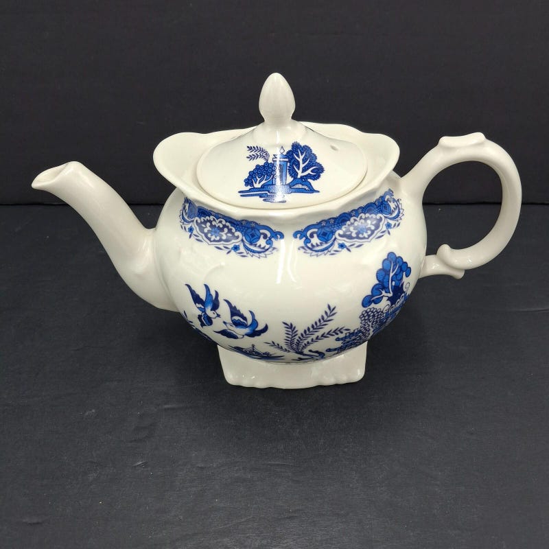 Blue Willow Teapot - Etsy