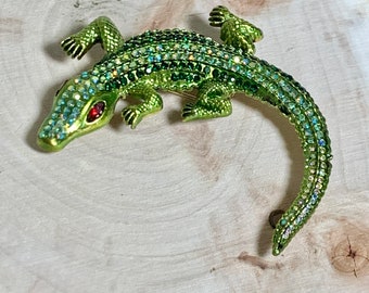 Alligator Lapel Pin Alligator Brooch Laser Cut Wood Florida - Etsy