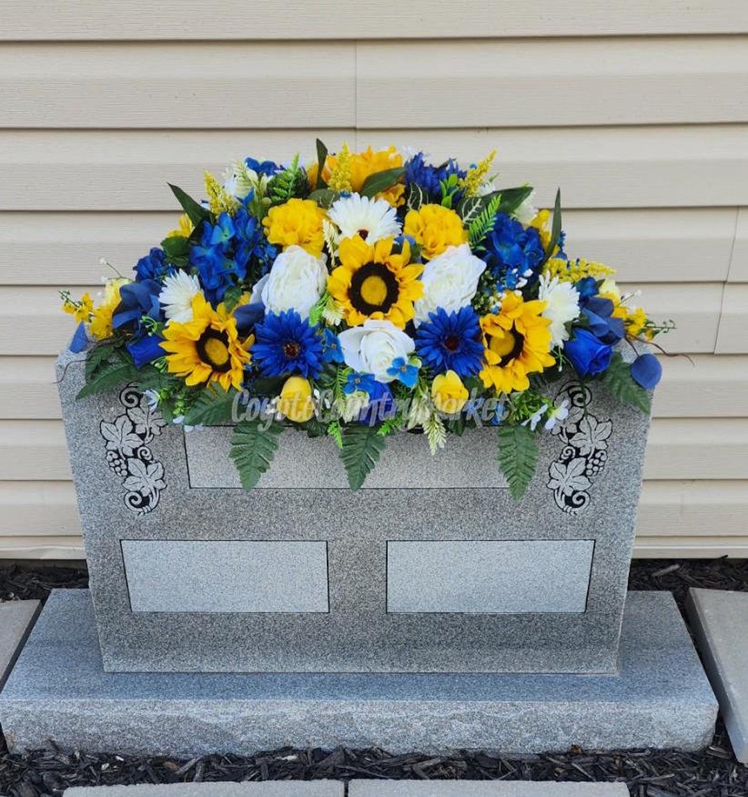 Blue Yellow Cream Cemetery Headstone Saddle-grave Headstone Flowers ...