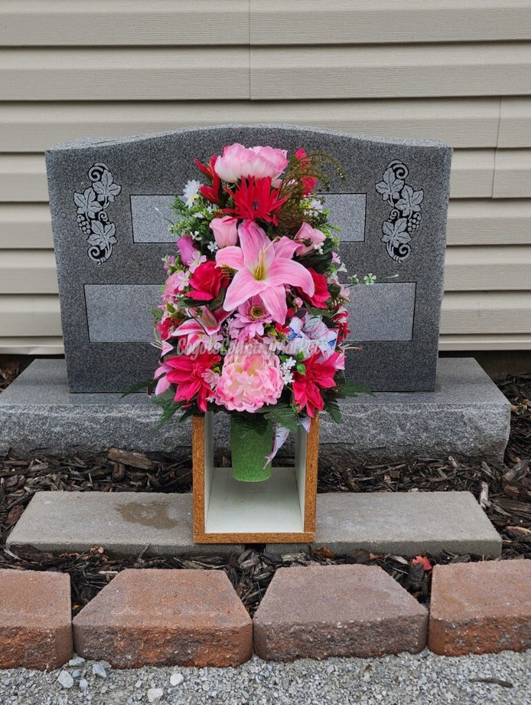 Shades of Pink Permanent Cemetery Vase Insert-side Grave Vase-vase ...
