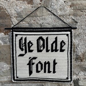 Ye Olde Font Alphabet Crochet Tapestry Pattern / Color Block / Written ...
