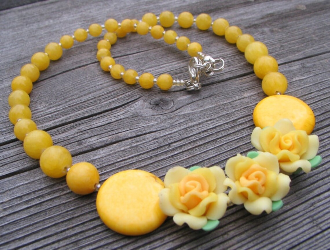 Yellow Necklace With Flowers for Her Original Spring Jewelry Gemstones ...