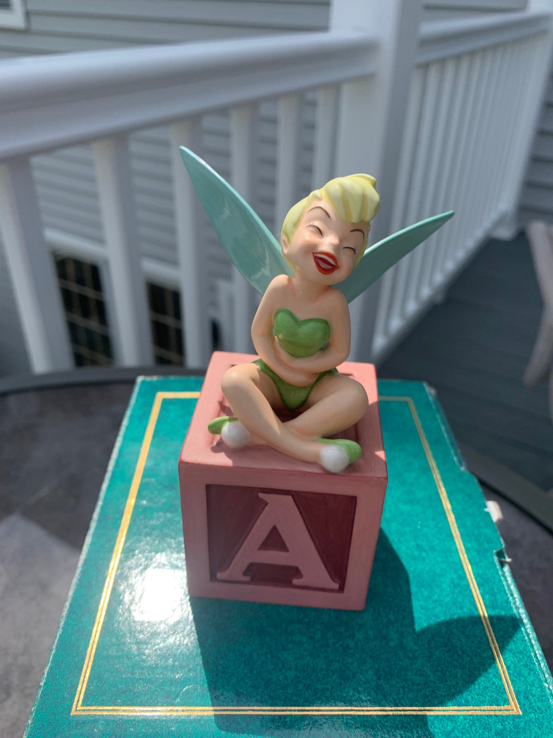 WDCC Disney Tinker Bell, a Firefly A Pixie Amazing Limited Edition ...
