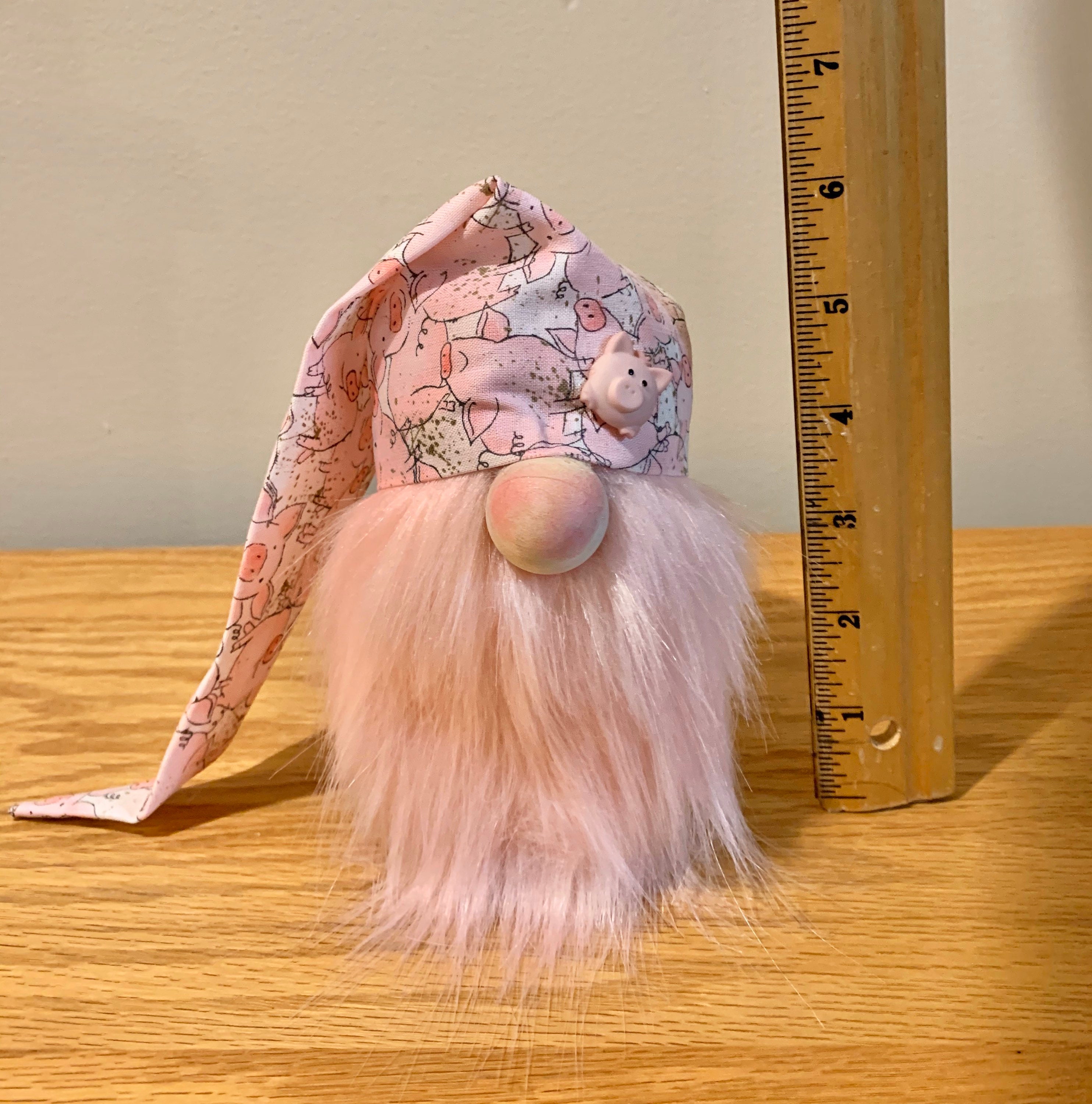 Pink Piggy Gnome, Spring Gnome, Farmhouse, Tomte, Nisse, Scandinavian ...