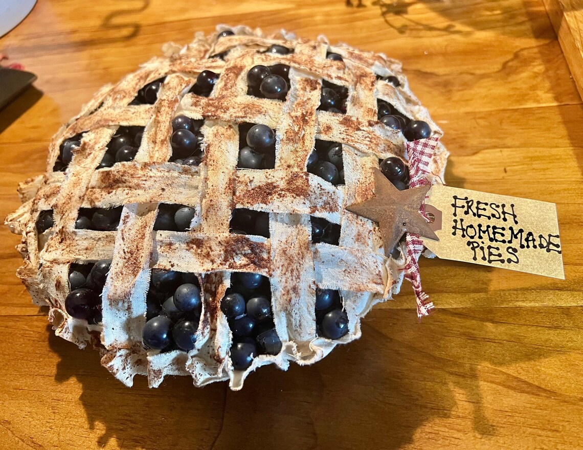 Faux Primitive 10” Blueberry Pie, Farmhouse, Faux Food Display ...