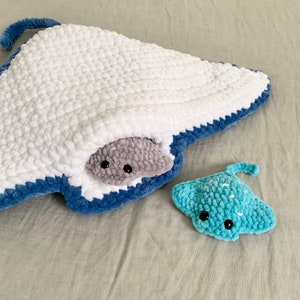 PATTERN: No Sew Ruby Ray the Mega Ray Pattern - Amigurumi Huge Stingray ...