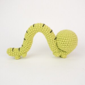 PATTERN: Iggy the Inchworm - Crochet Inchworm Pattern - Amigurumi ...