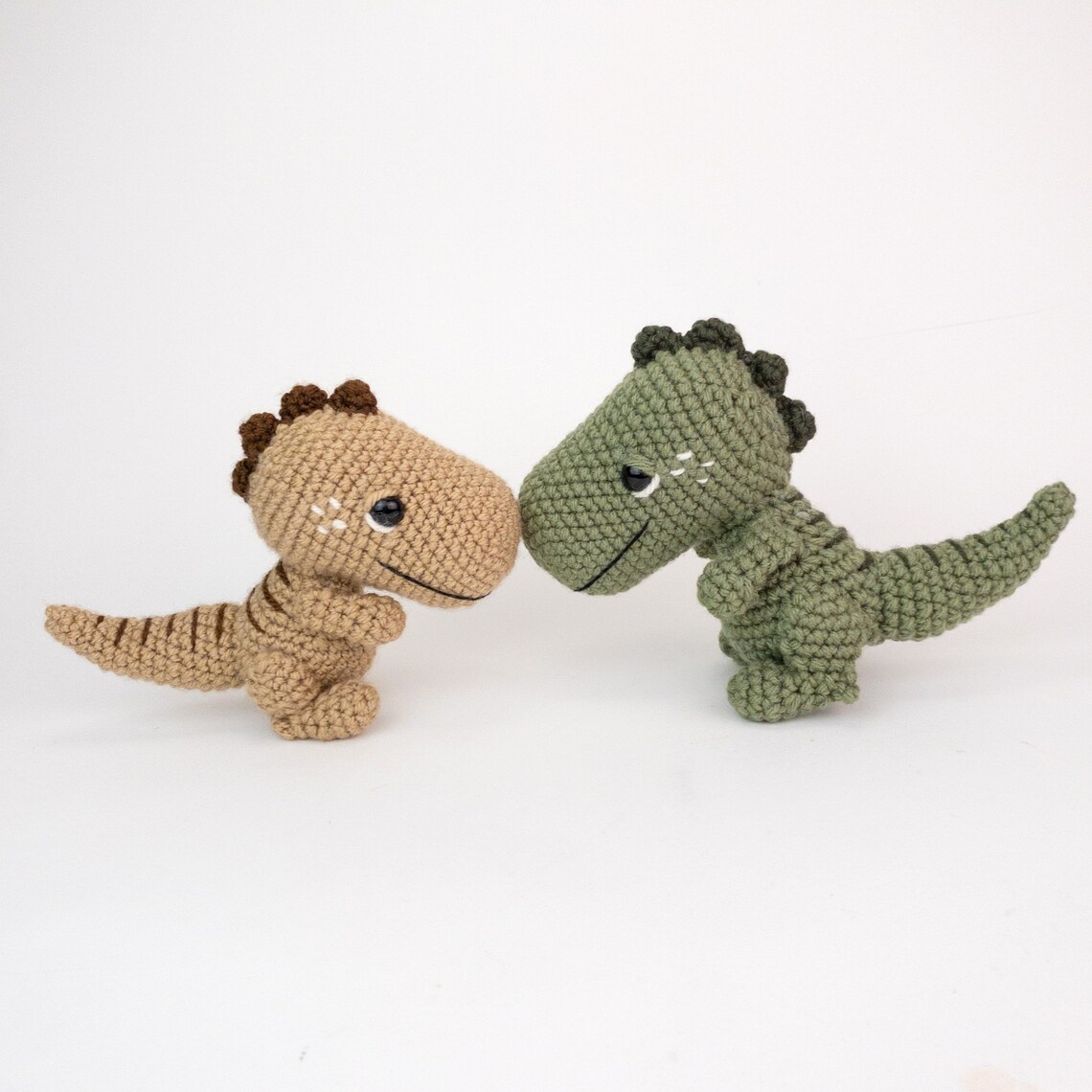 PATTERN: Viktor the Velociraptor Crochet Raptor Pattern - Etsy