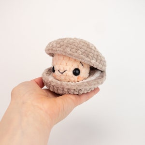PATTERN: Low Sew Plush Cecil the Clam Pattern - Amigurumi Super Bulky ...