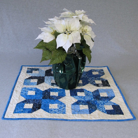 Blue Christmas Quilt Table Topper PDF - Etsy