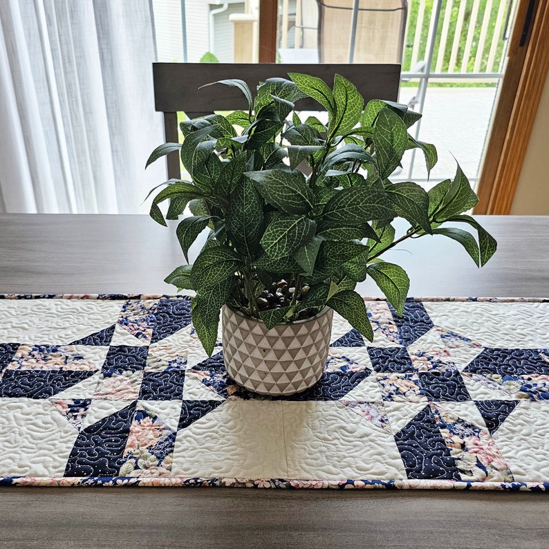Four Patch Star Table Runner Pattern PDF - Etsy
