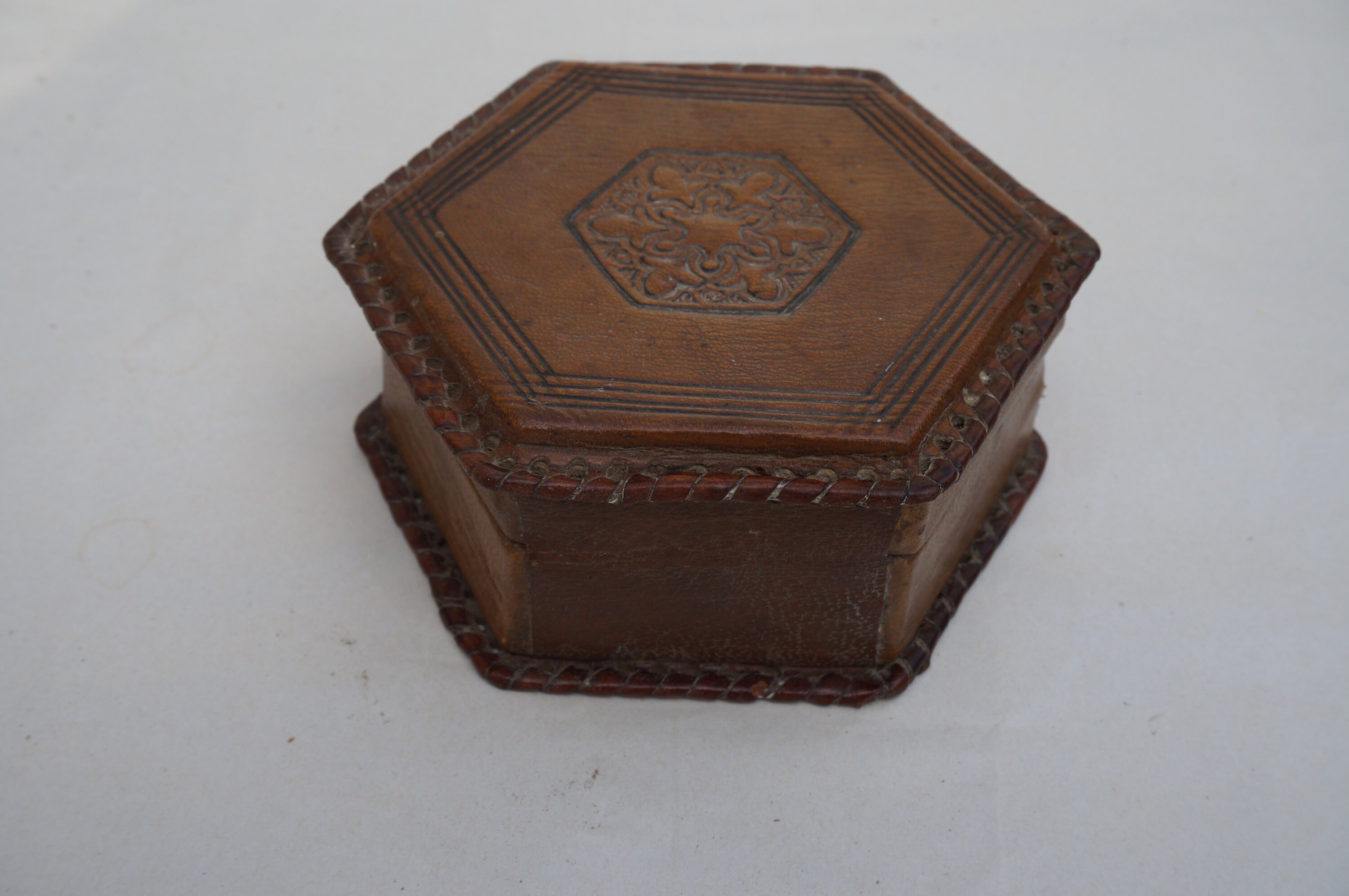 Antique leather box from the 1900s jewelry box watch box | Etsy