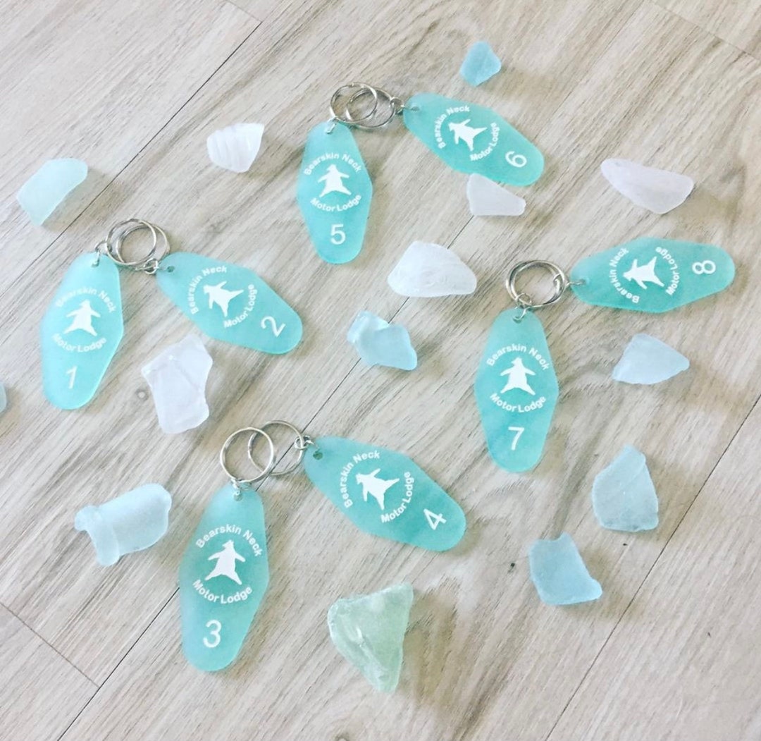 Personalized Motel Keychain: Custom Vintage Style Acrylic Key Tag - Etsy