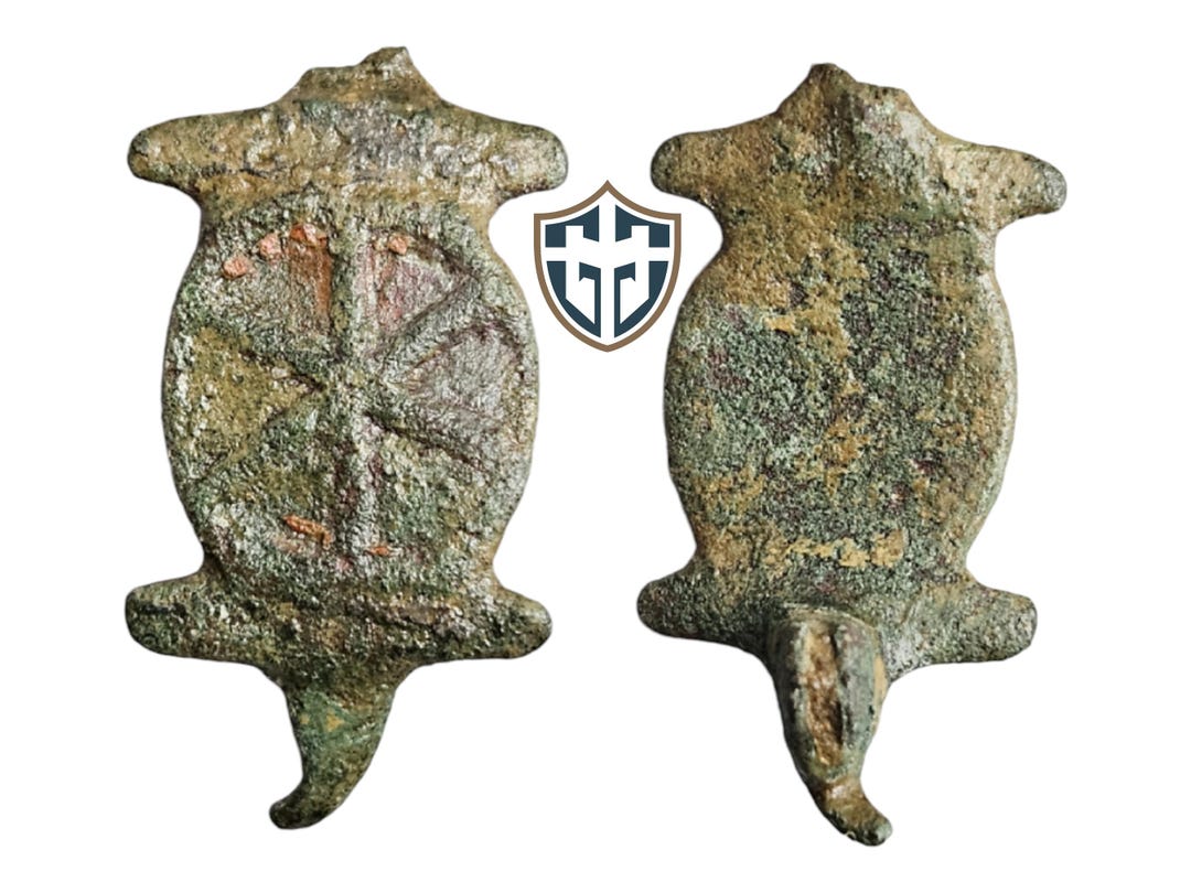 Bronze Roman Equal-ended Plate Brooch Circa 2nd Century AD, Metal ...