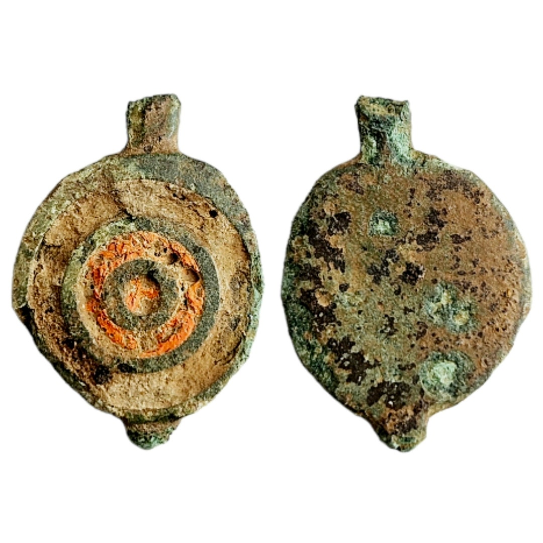 Ancient Roman Copper Alloy Enamelled Finger Ring Bezel Circa 100-300 AD ...