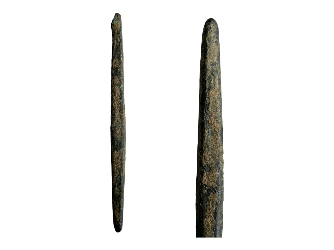 Ancient Bronze Age Copper Alloy Awl/tracer Circa 1150-800 BC Leather ...
