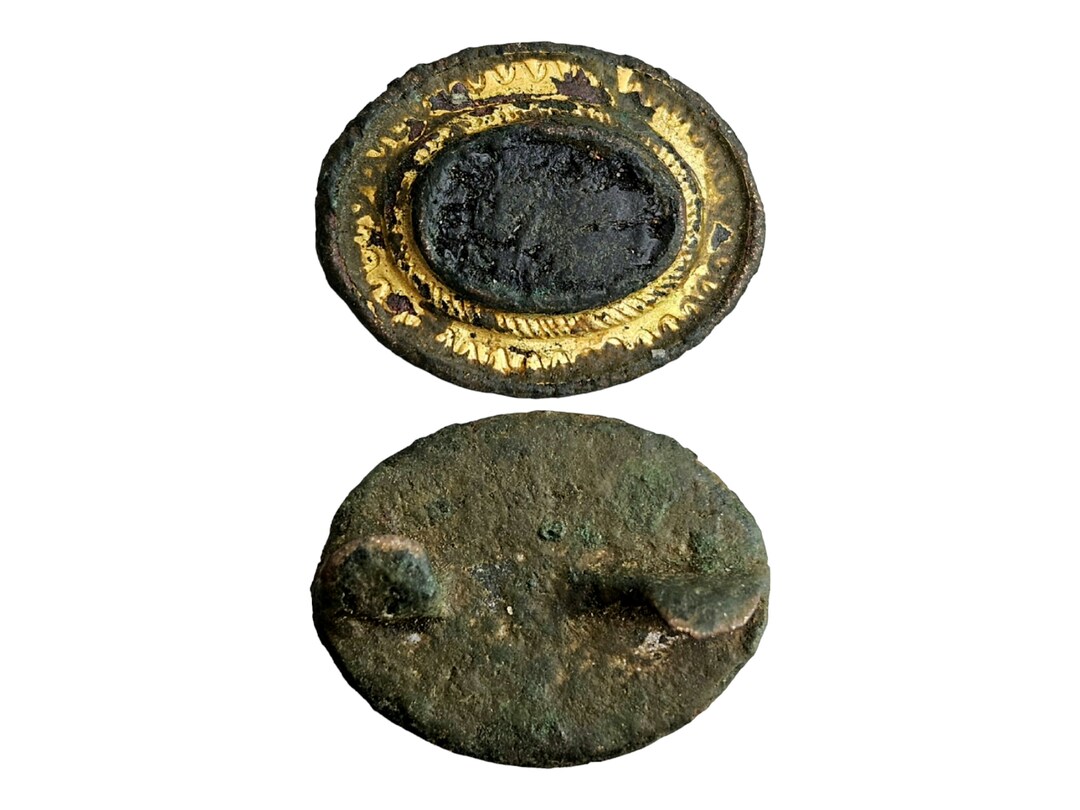 Bronze-gilt Roman Oval Glass Centre-boss Brooch Circa 2nd-3rd Century ...