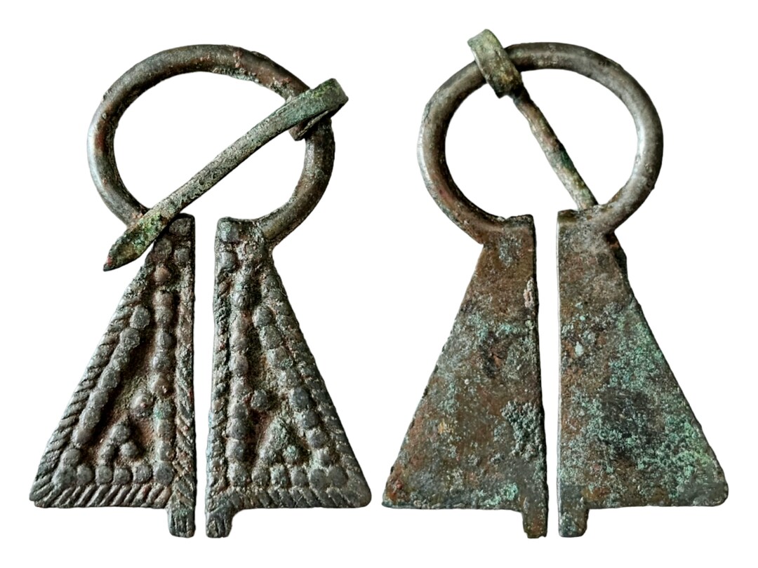 Copper Alloy Viking Omega Penannular Brooch Circa 10th Century AD ...