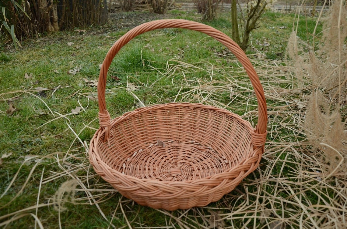 Big Wicker Wedding Basket Round Basket Shallow Handled | Etsy