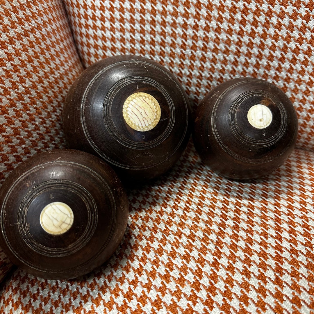 Set of 3 Scottish Garden Bowls by Thomas Taylor - Etsy