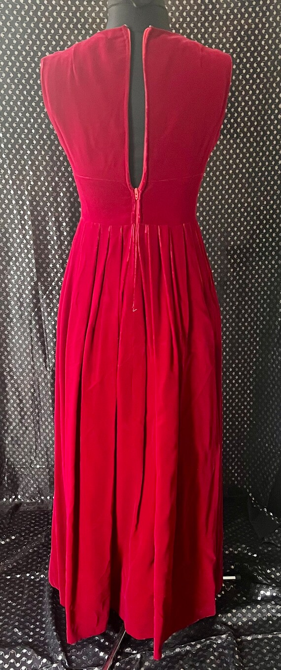 Ruby red velvet maxi dress evening gown 1960s vintage - Gem