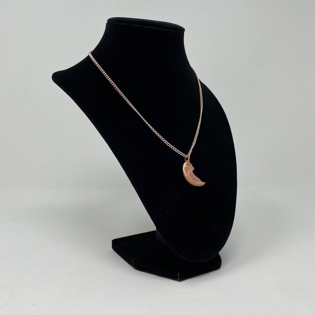 Crocodile Monitor Claw Pendant - Etsy