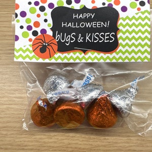 Bugs and Kisses Halloween Treat Bag Topper - Etsy