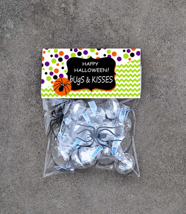 Bugs and Kisses Halloween Treat Bag Topper / Halloween Gift - Etsy