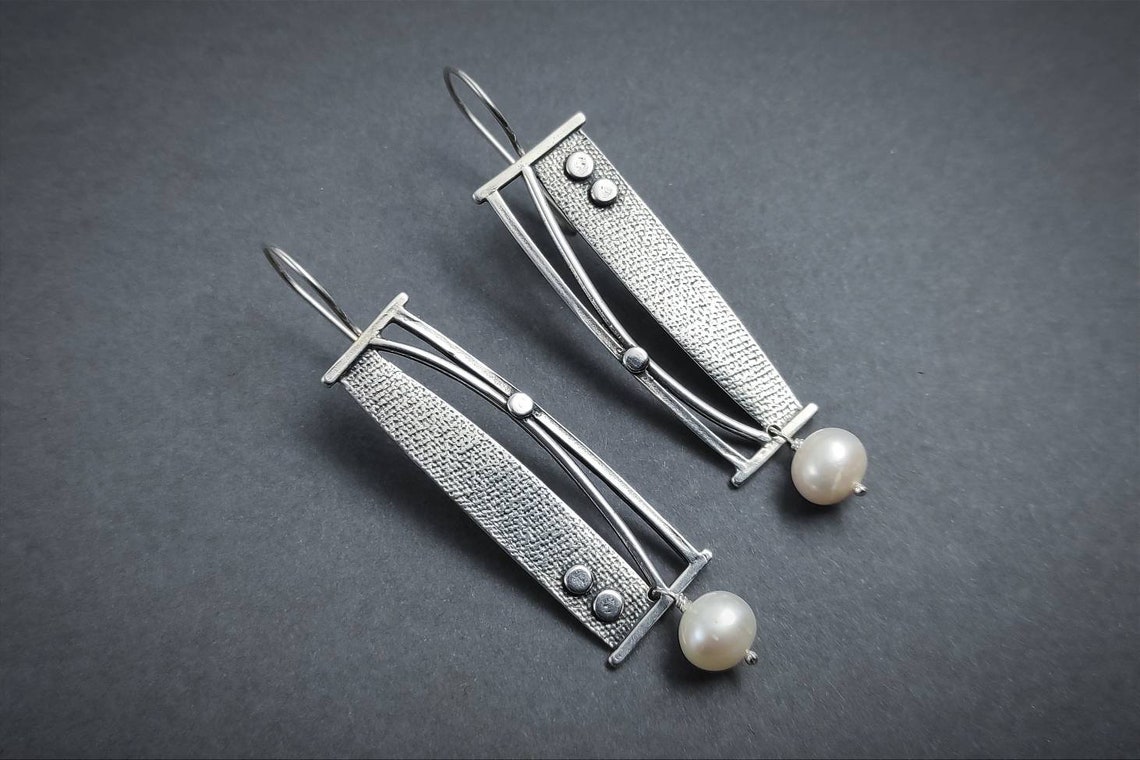Pearl Earrings Dangle Modern Art Earrings Bauhaus Jewelry - Etsy