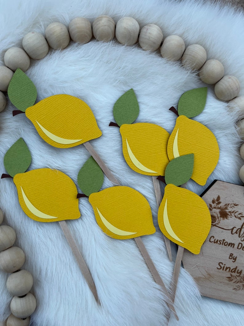 Lemon Cupcake Topper/ Lemon Toppers/ Lemon Birthday Party/ - Etsy